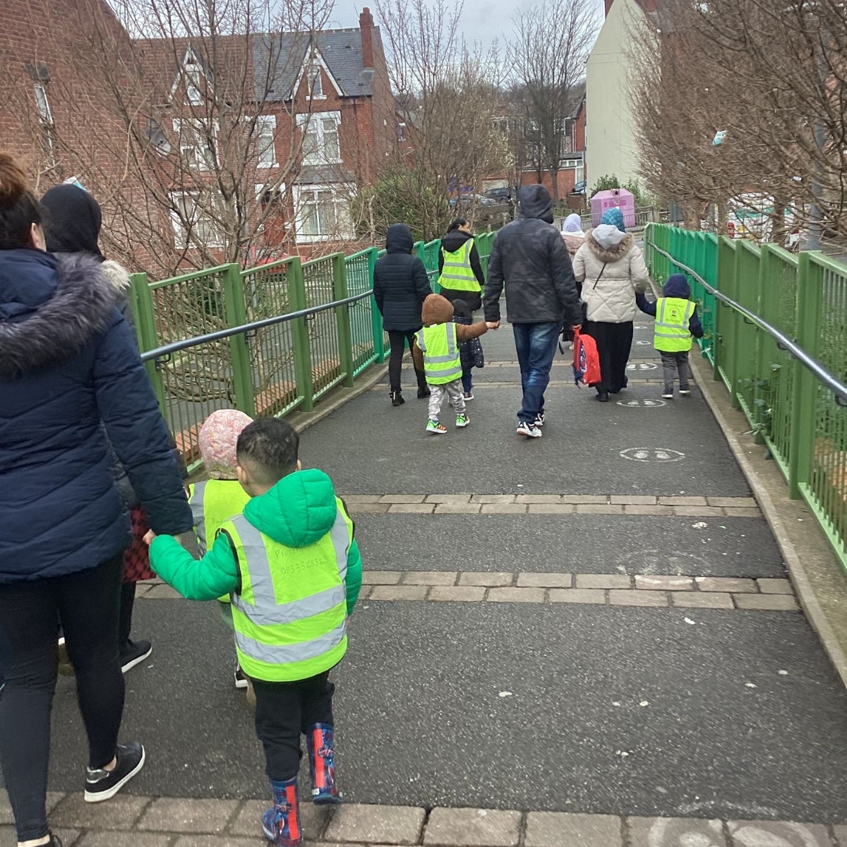 Bankside Primary School - Spring Walk!